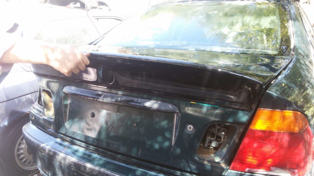 Spoiler Ducktail BMW E46 sedan – STEINBOCK